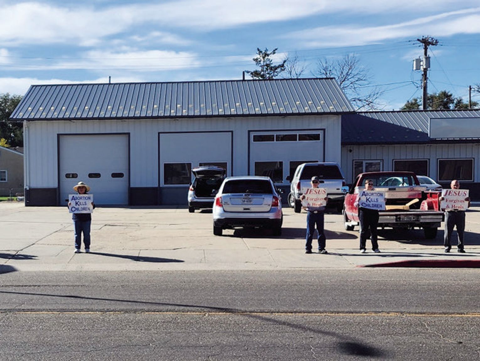 Members of Bridgeport community churches participate in the annual Life ...